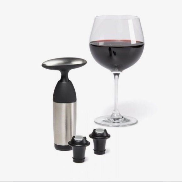 Oxo | Kitchen | Oxo Steel Vacuum Wine Saver And Preserver Stoppers ...